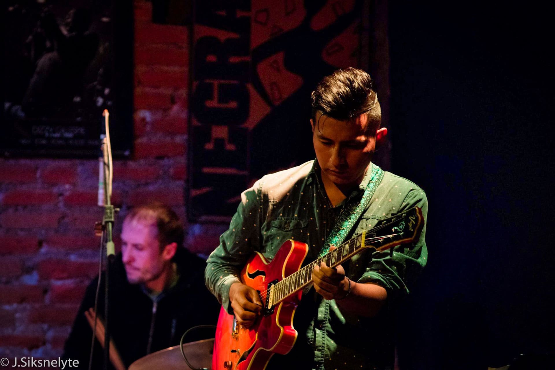 Juanpa Naula - SonoTone Strings